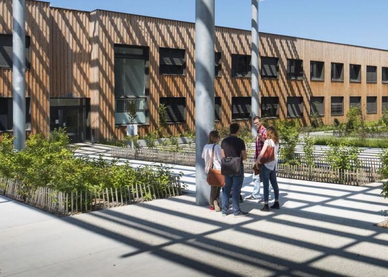 Se former :: Le doctorat à l'université de Bordeaux