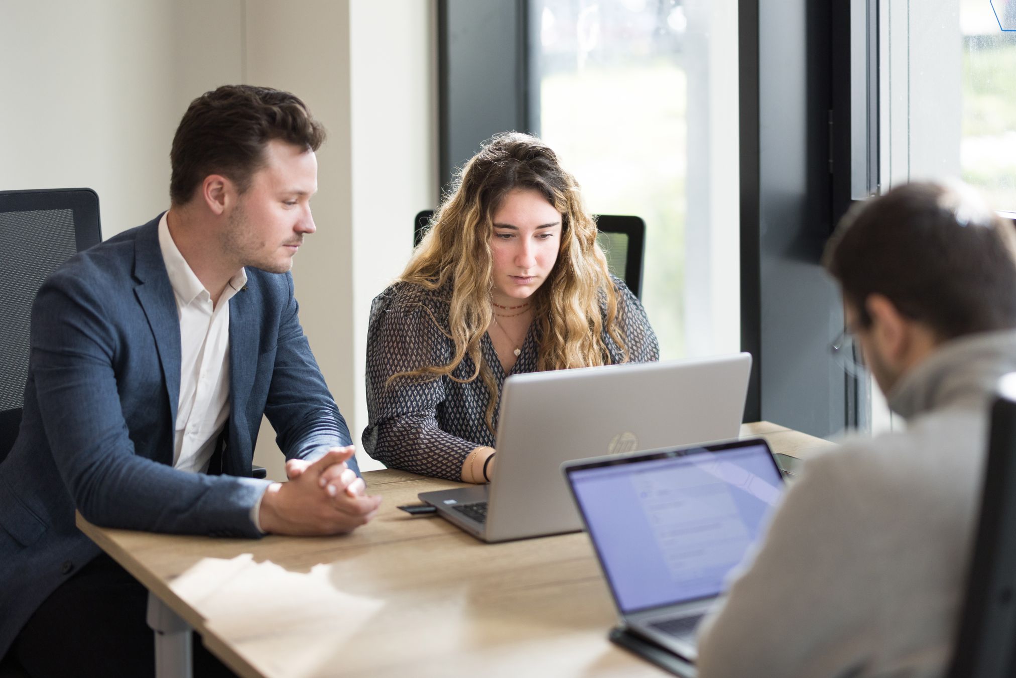 A new training course to apprehend artificial intelligence